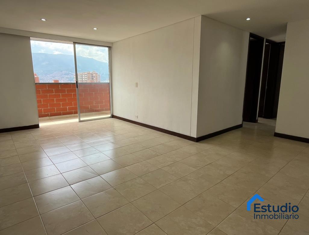 Apartamento en Arriendo Los Colores Medellin