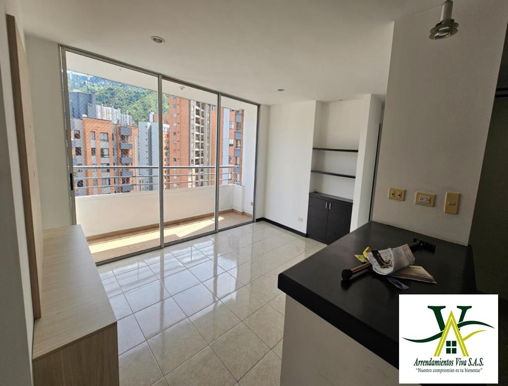 Apartamento en Arriendo Loma de los Bernal Medellin